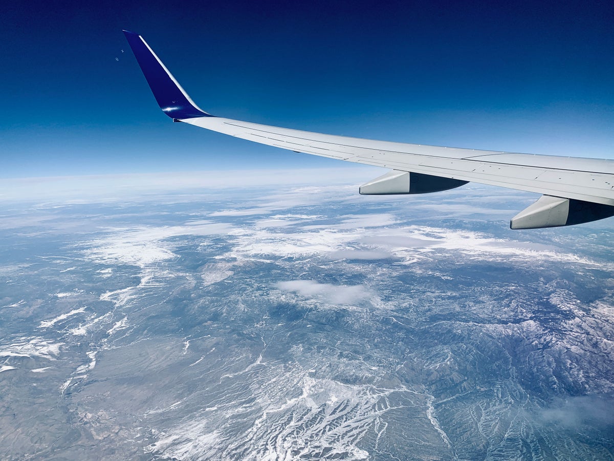 Things that freak out airplane passengers but are completely normal to ...