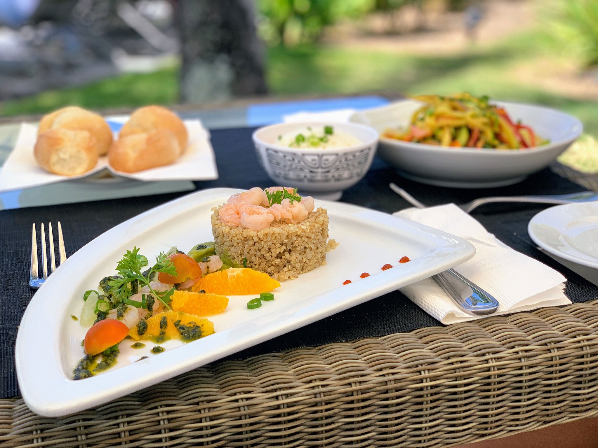 Moorea or Bora Bora — Which Island Paradise Is For You? - The Points Guy