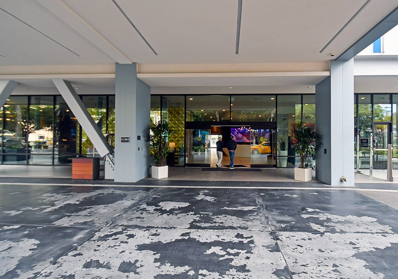 A Weekend in AvGeek Heaven: A Review of the H Hotel Los Angeles, Curio ...