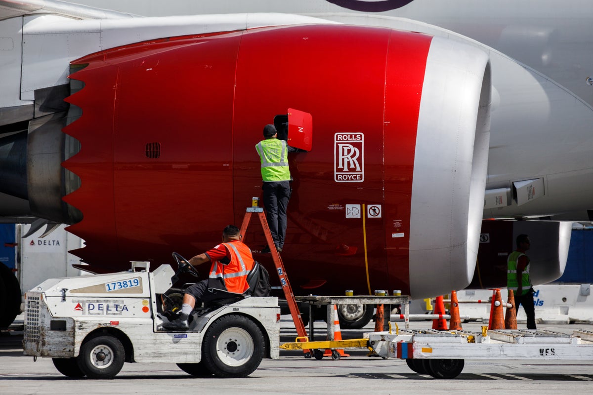 All you need to know about the pre-flight 'walk-around' - The Points Guy