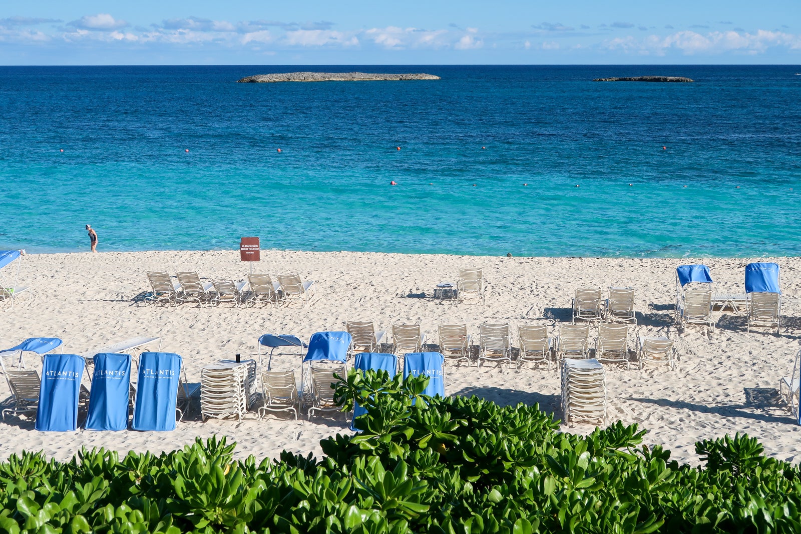 How to save money at the Atlantis resort in the Bahamas with points and ...