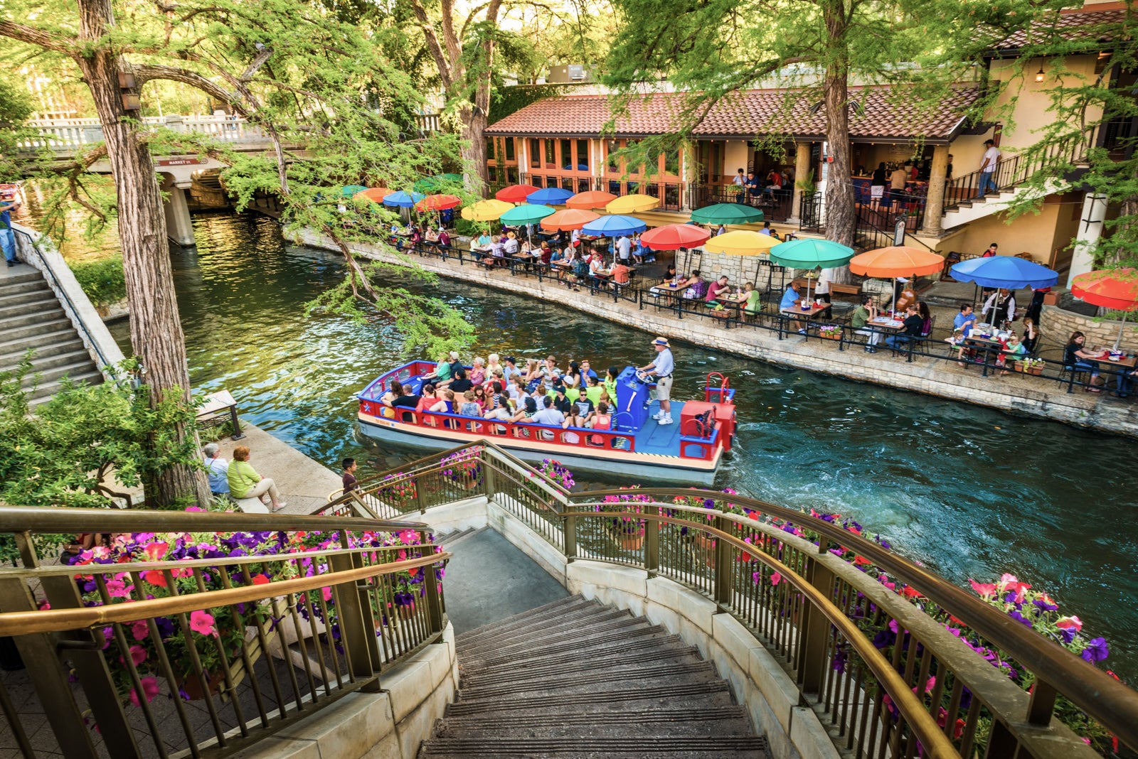 The best places to visit in April 2025 - The Points Guy