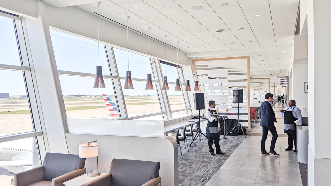 Sneak Peek: American's New DFW Flagship First Lounge