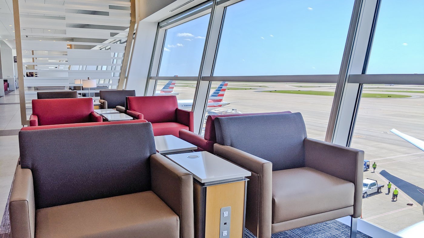 Sneak Peek: American's New DFW Flagship First Lounge