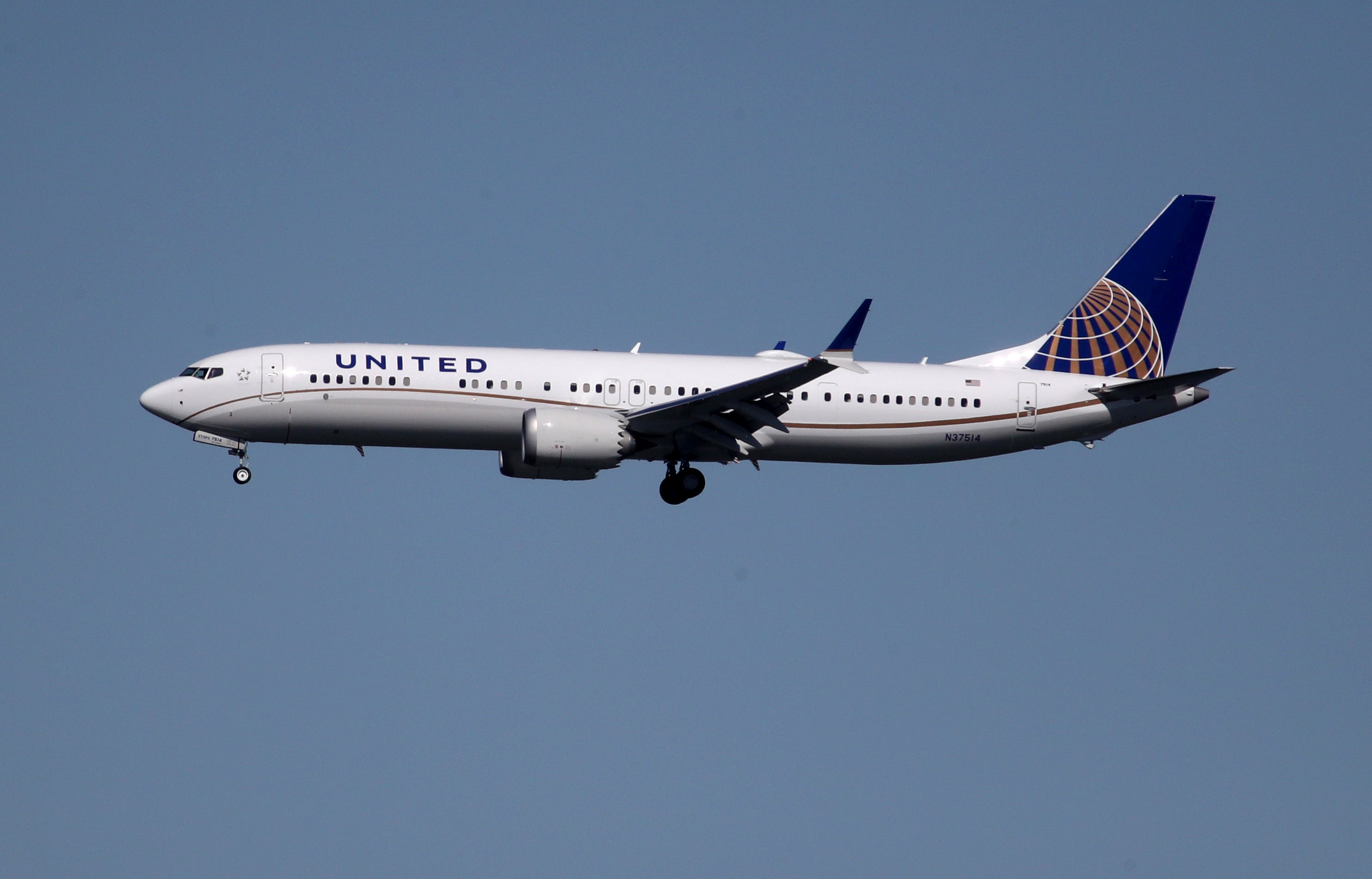 United Unveils First Boeing 737 MAX 8 Routes New Cabins With In seat United Unveils First Boeing 737 MAX 8 Routes New Cabins With In seat