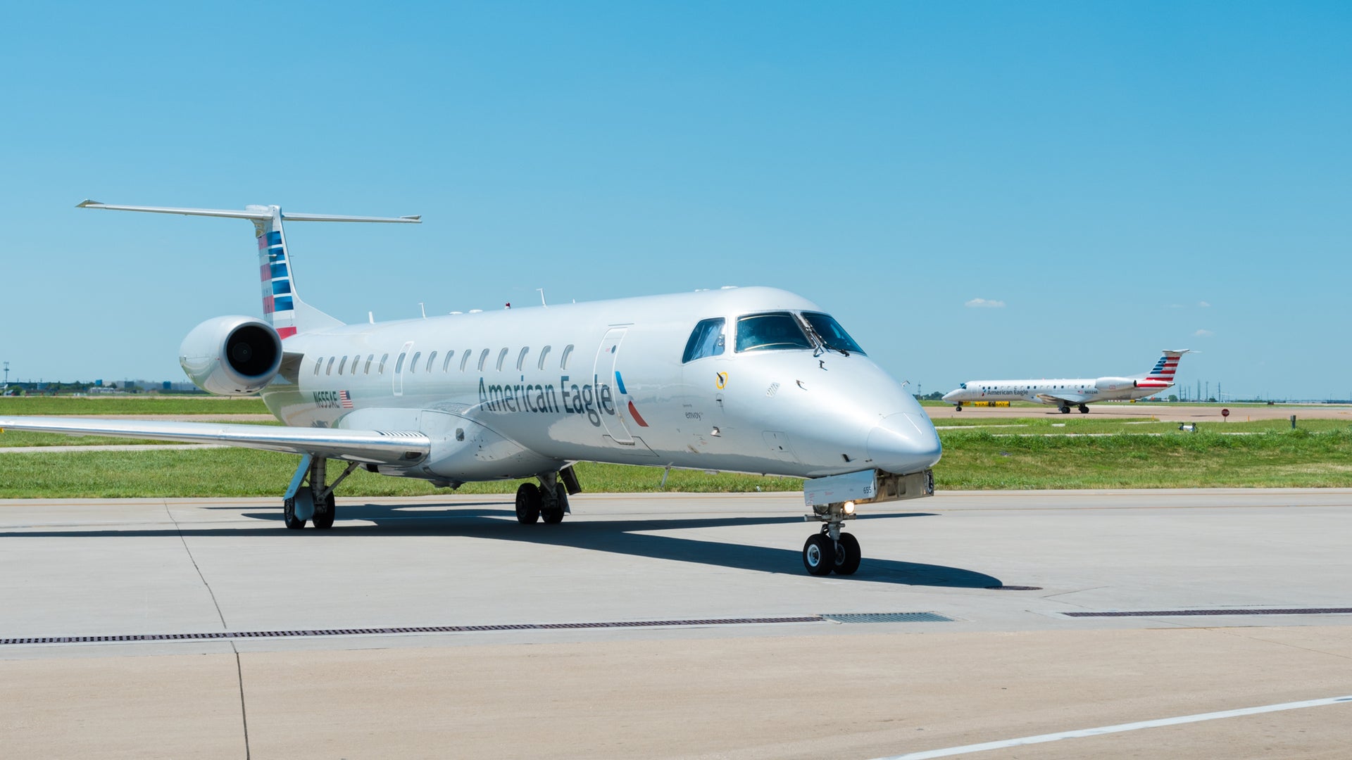 Why Airlines Work With Regional Carriers - The Points Guy