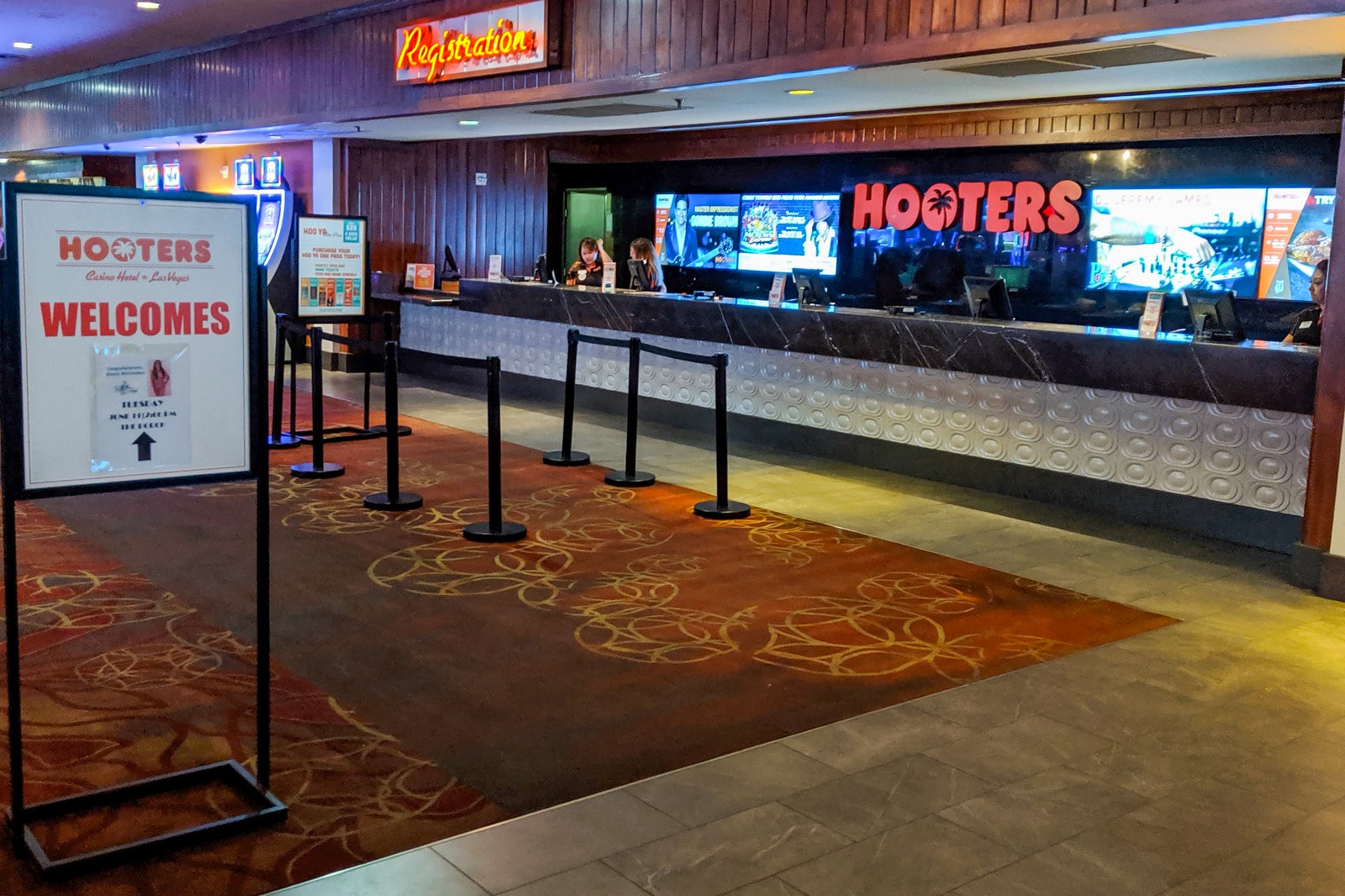 Staying at the World's Only Hooters Hotel in Las Vegas - The Points Guy