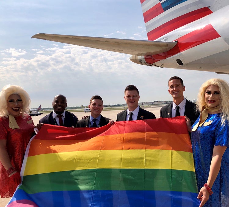 American Airlines Operates First Ever Flight With All LGBTQ+ Crew - The ...