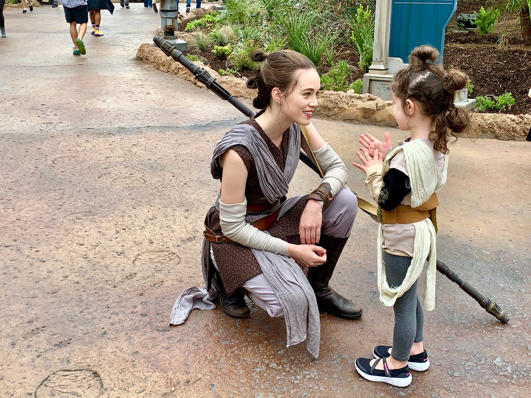 The essential guide to Star Wars: Galaxy’s Edge in Disneyland - The ...