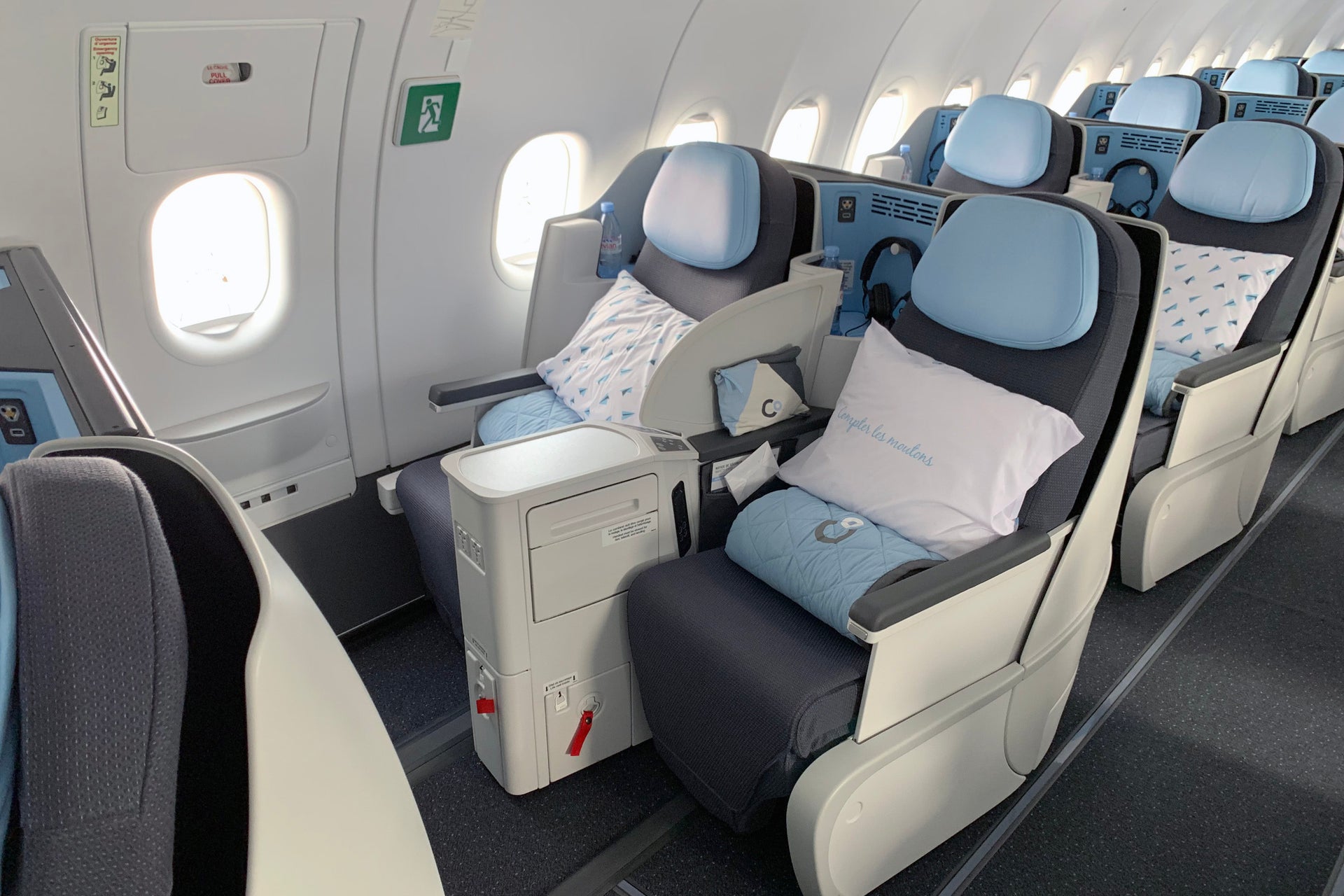 Business-Class Only: Take a Tour of La Compagnie's New Airbus A321LR ...