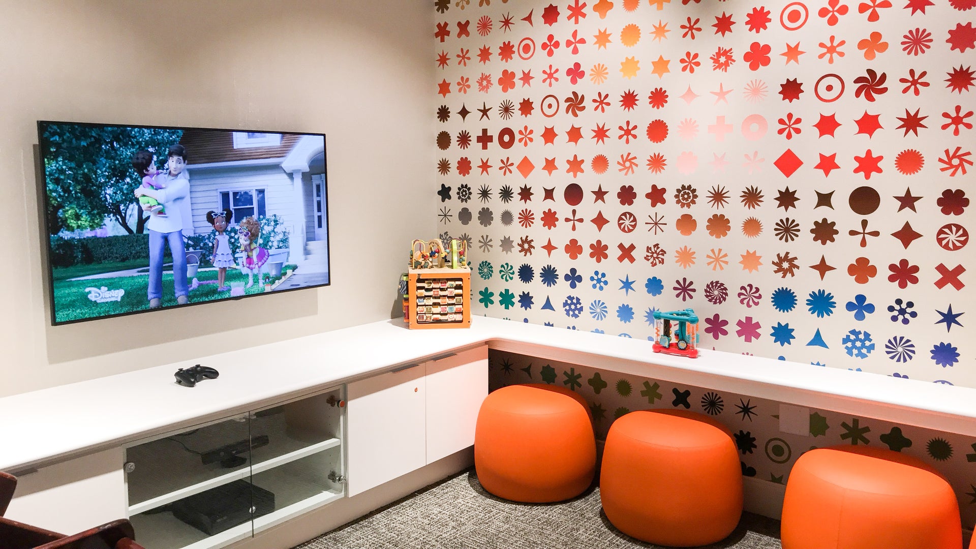 Guide to Amex Centurion Lounge Family Rooms - The Points Guy