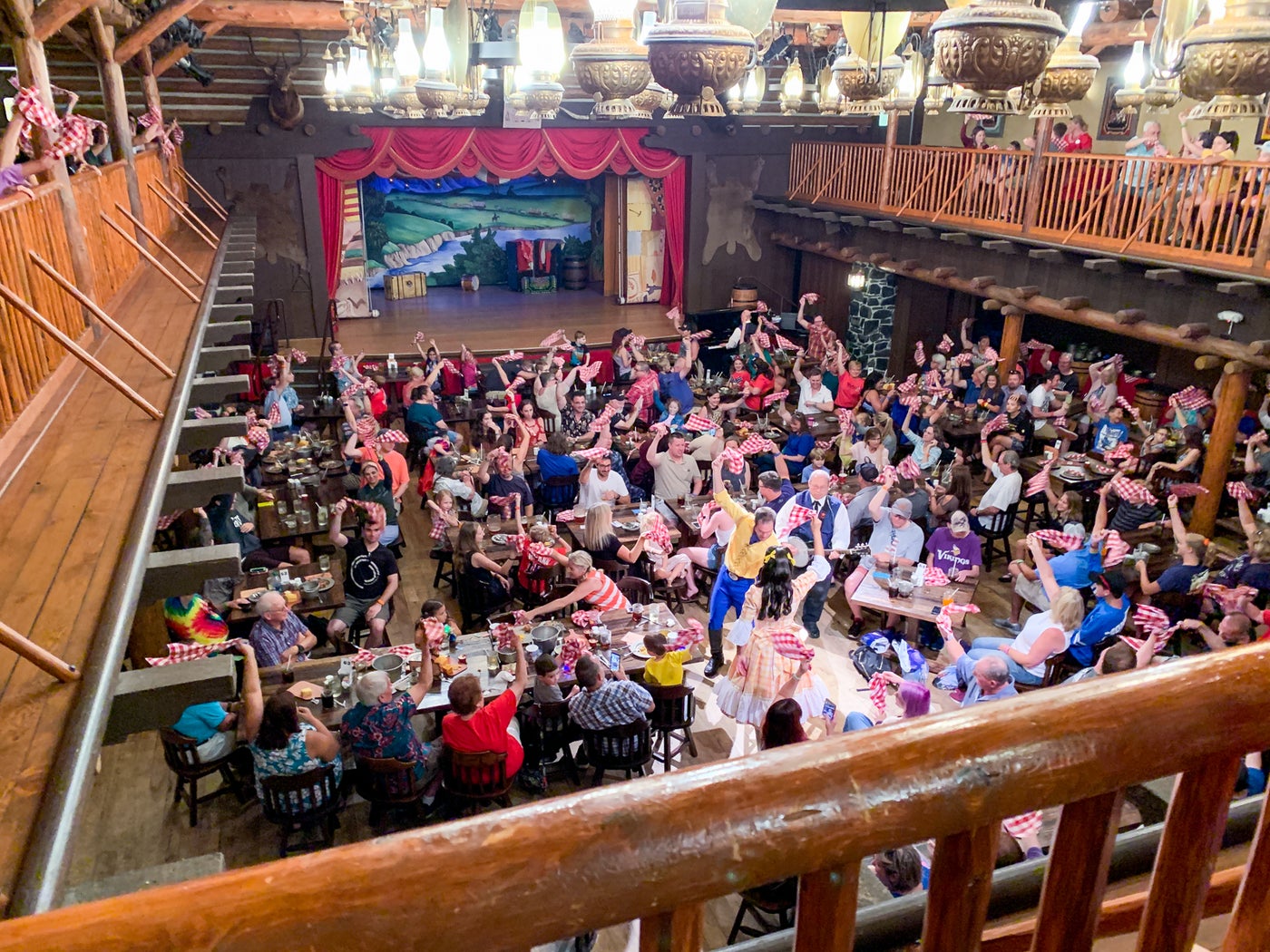 Review of Disney's Hoop Dee Doo Revue -- 45 Years and Counting