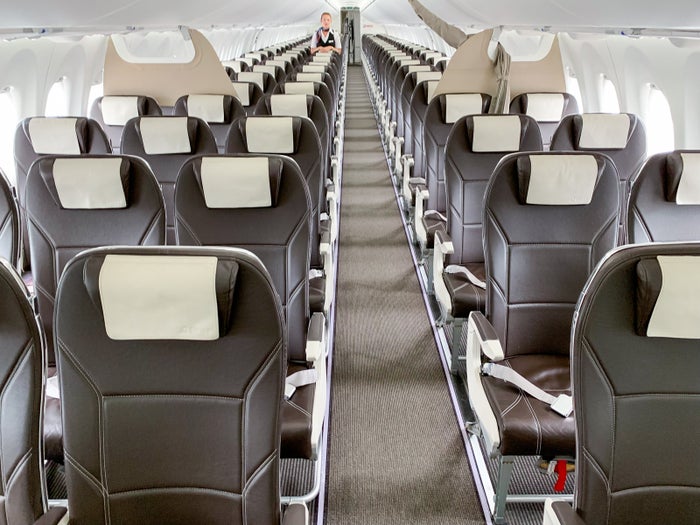 Why I Loved My 2 Flights on Swiss' Airbus A220