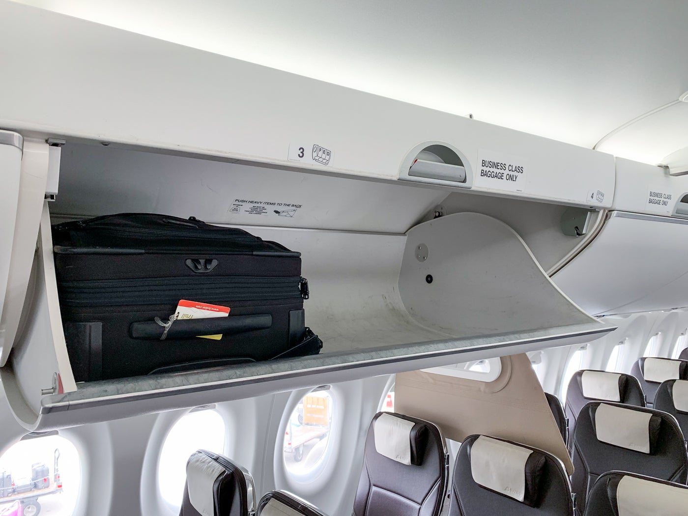 Why I Loved My 2 Flights on Swiss' Airbus A220