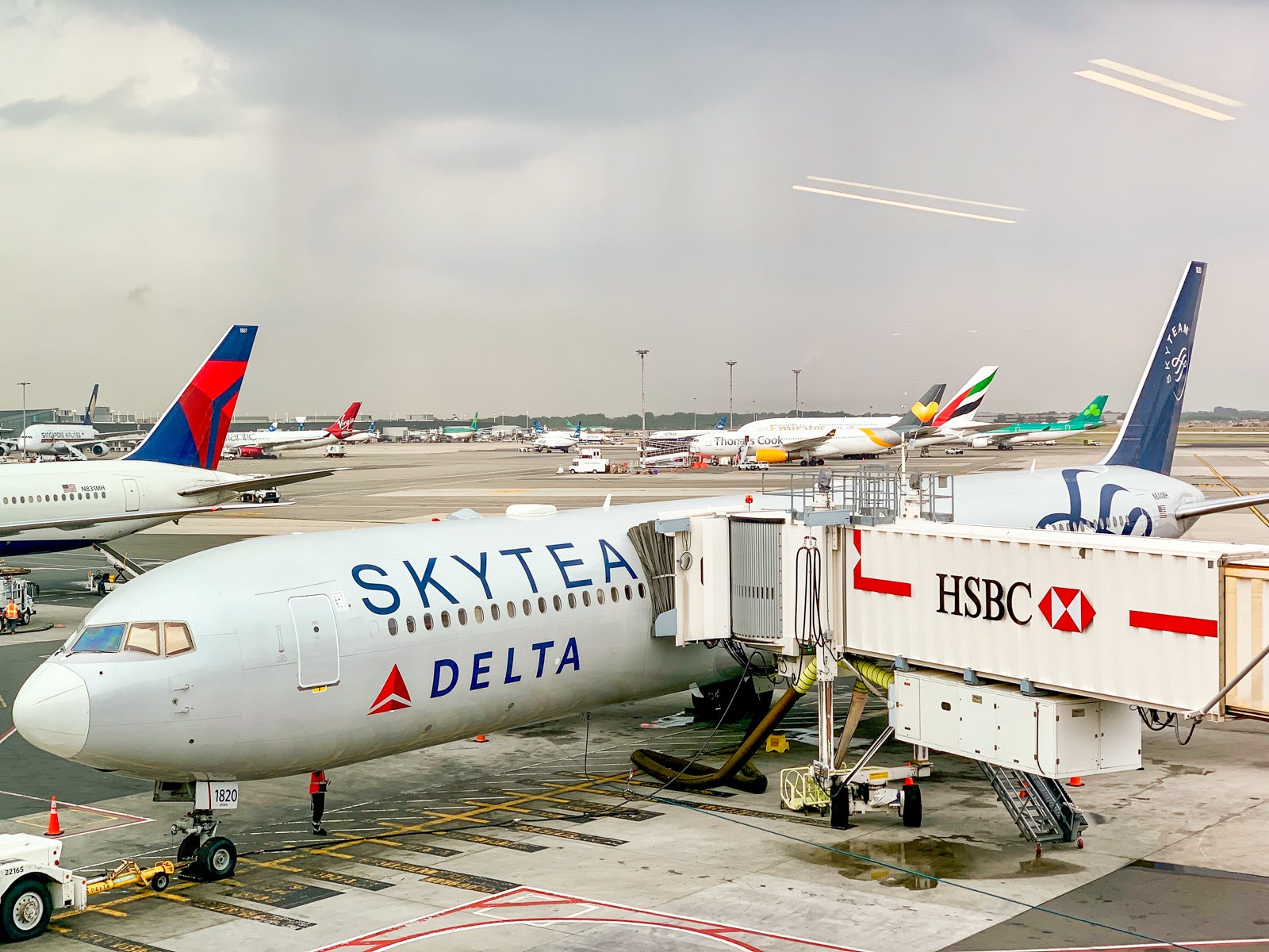 Delta first class tickets have dropped to $177 round-trip - The Points Guy