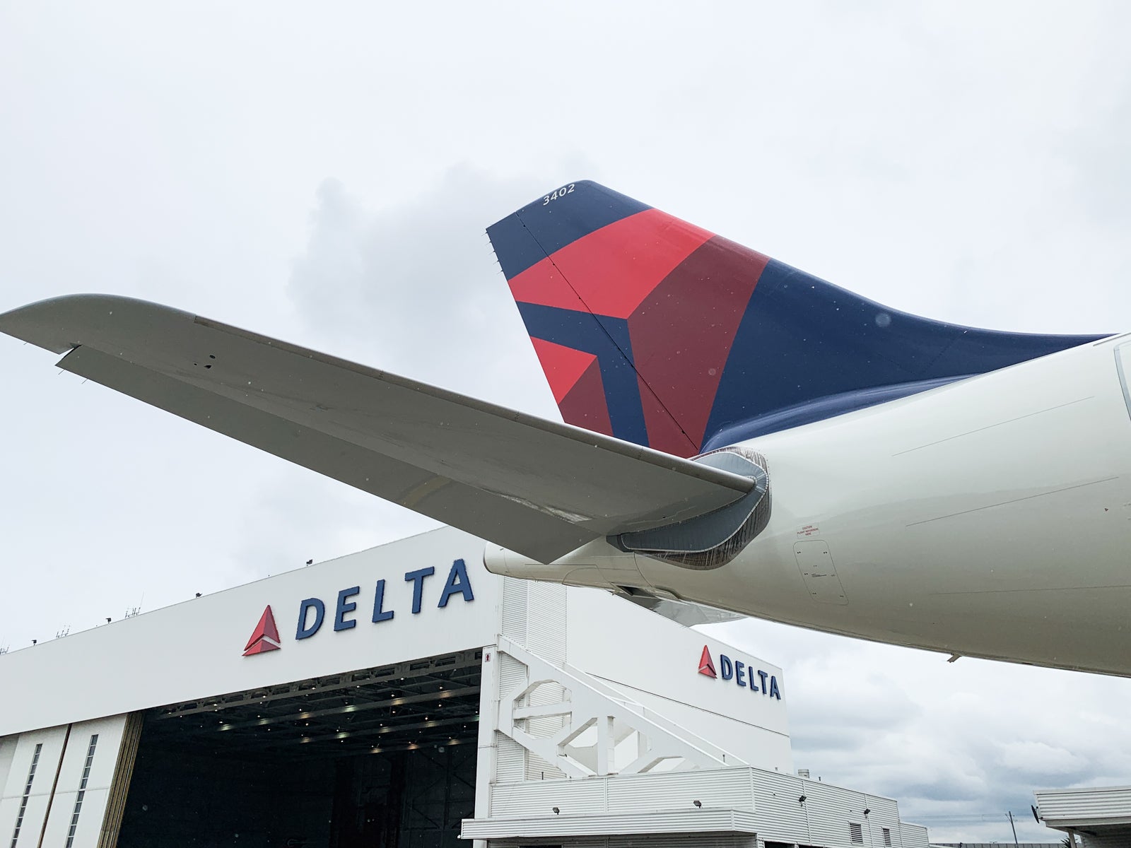 Delta says tech, not cost, is hold-up for free Wi-Fi - The Points Guy