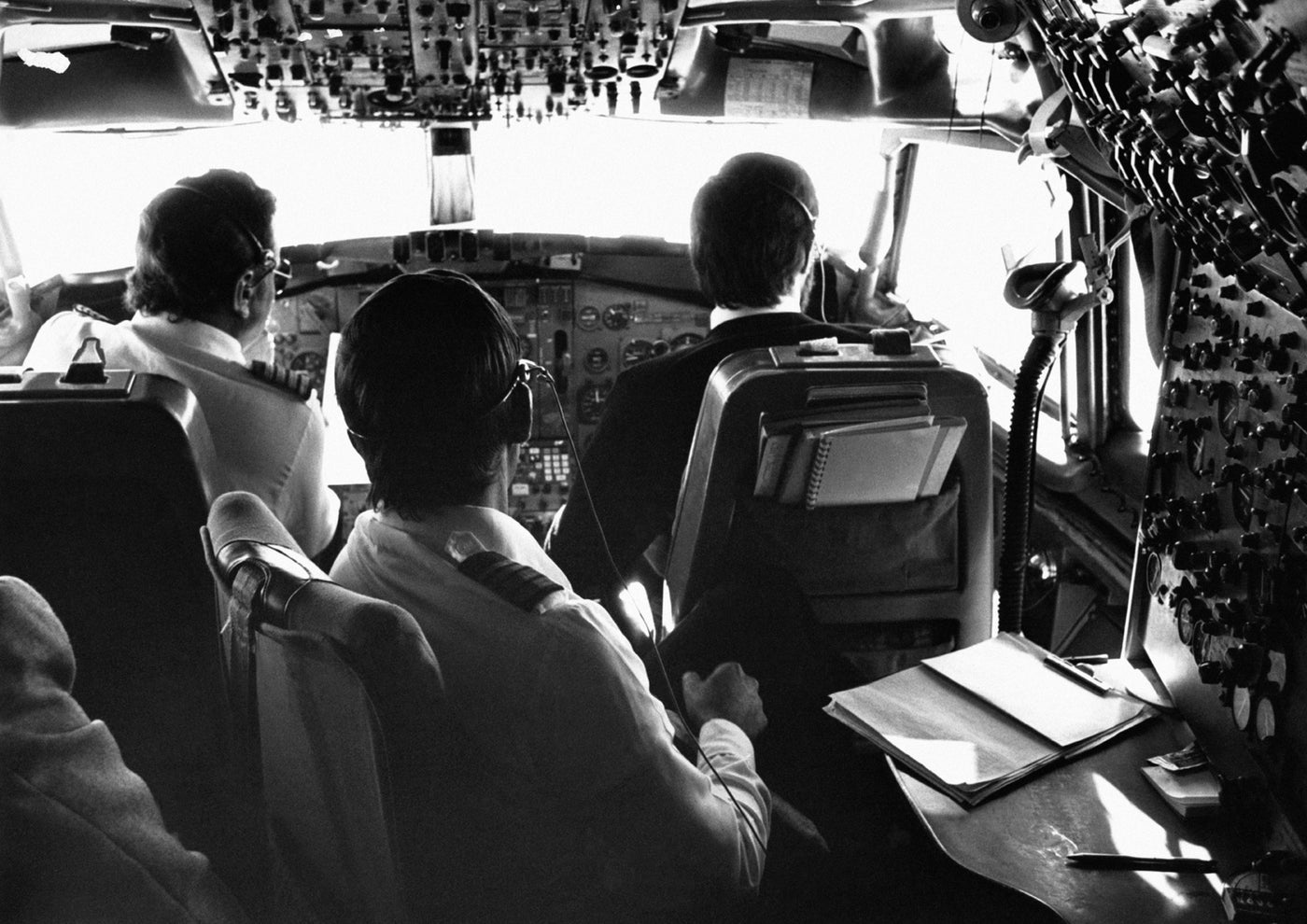 Single-Pilot Flights: Unpopular and, For Now, Unlikely