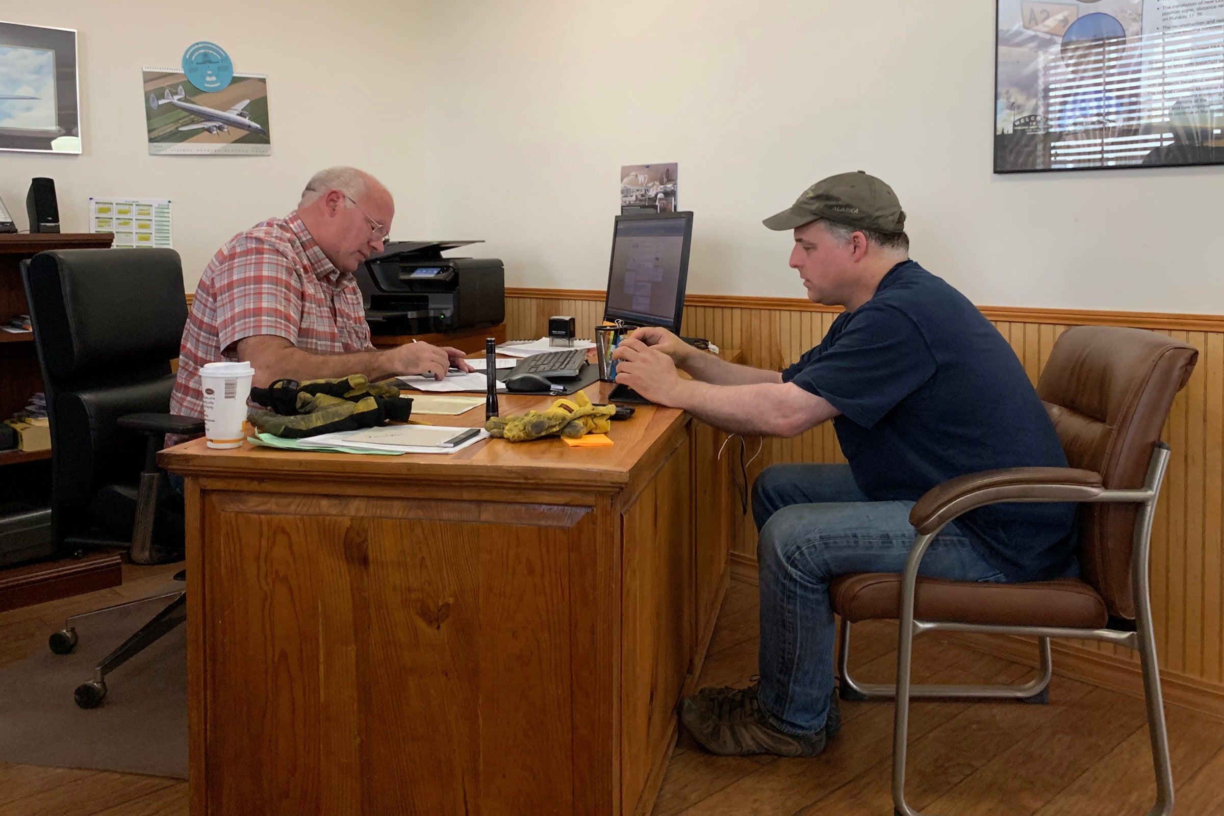 Picking up a Vintage Delta DC-7 in the 110-Degree Arizona Desert - The ...