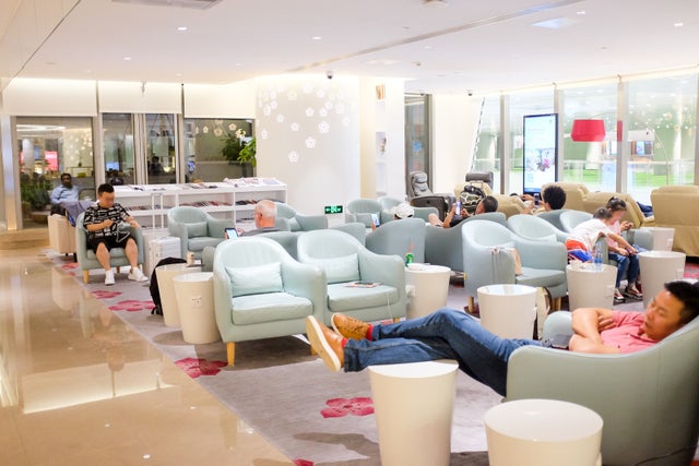 Review: China Southern A380 First Class, Guangzhou to LAX - The Points Guy