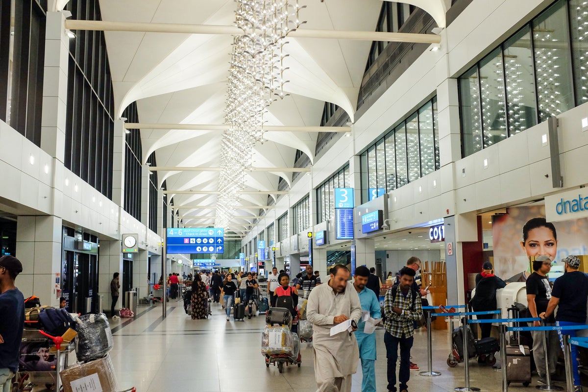 Review: China Southern 777 economy from Dubai to Guangzhou - The Points Guy