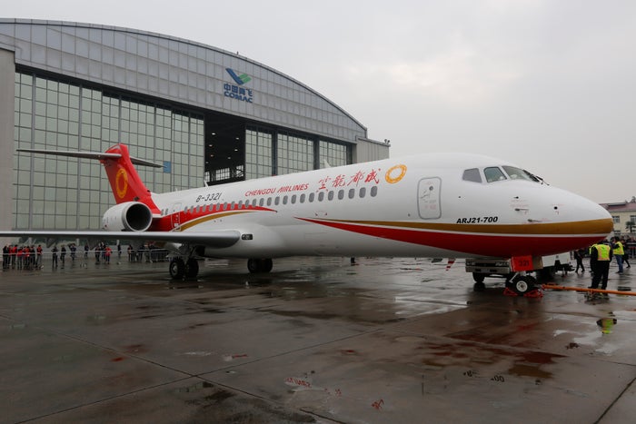 China's Comac Receives 105 Orders for ARJ21 Regional Jet