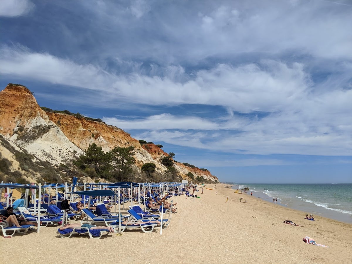 8 Things to Know About the Pine Cliffs Resort in the Algarve, Portugal ...