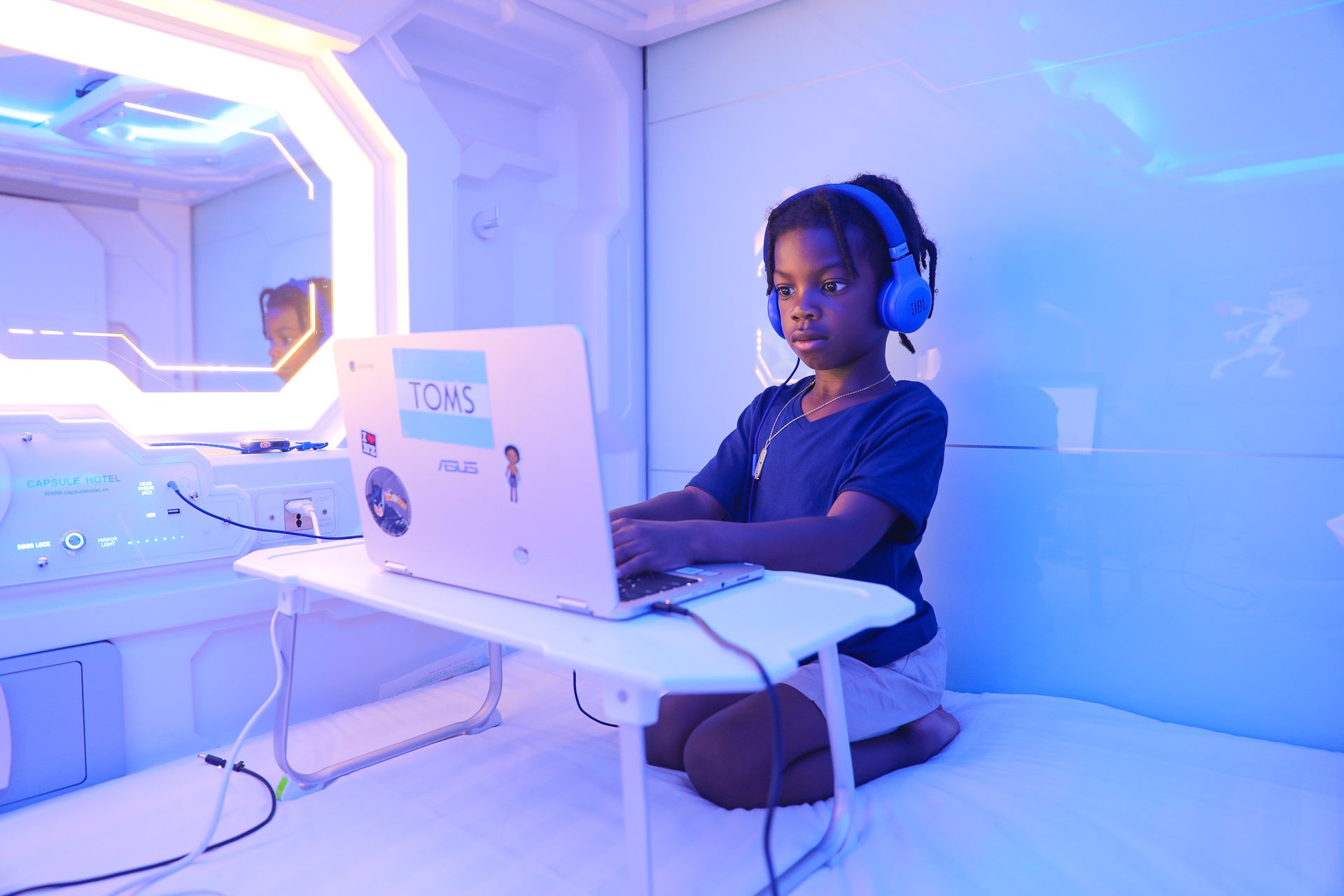 What It's Like to Stay in a Capsule Hostel With Kids - The Points Guy