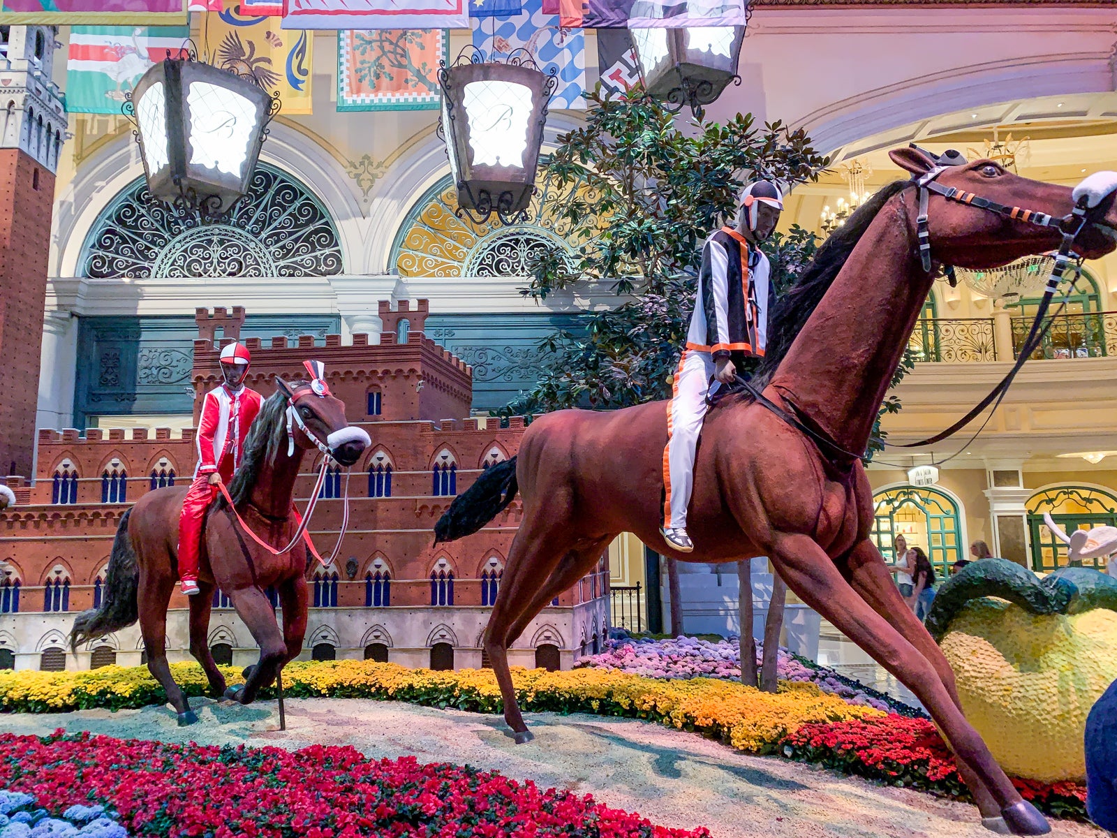 Should Las Vegas be your next family vacation destination? - The Points Guy