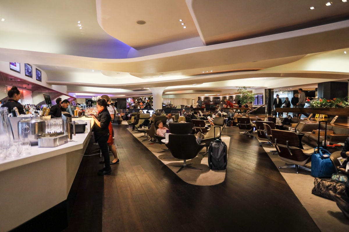 Review: Virgin Atlantic's new Upper Class Suite on the A350 - The ...