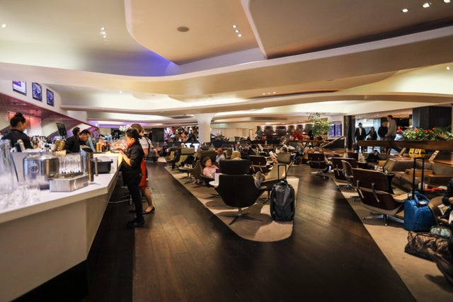 Review: Virgin Atlantic's new Upper Class Suite on the A350 - The ...