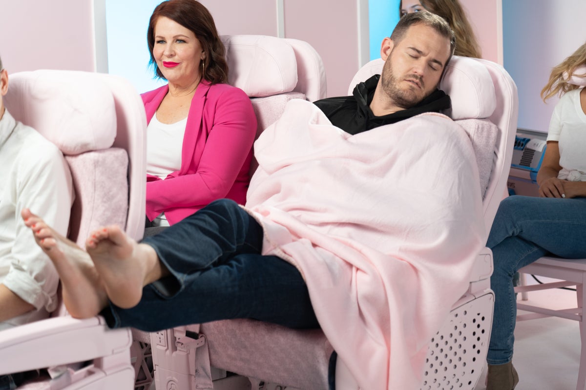 TPG launches Passenger Shaming partnership, and more - The Points Guy