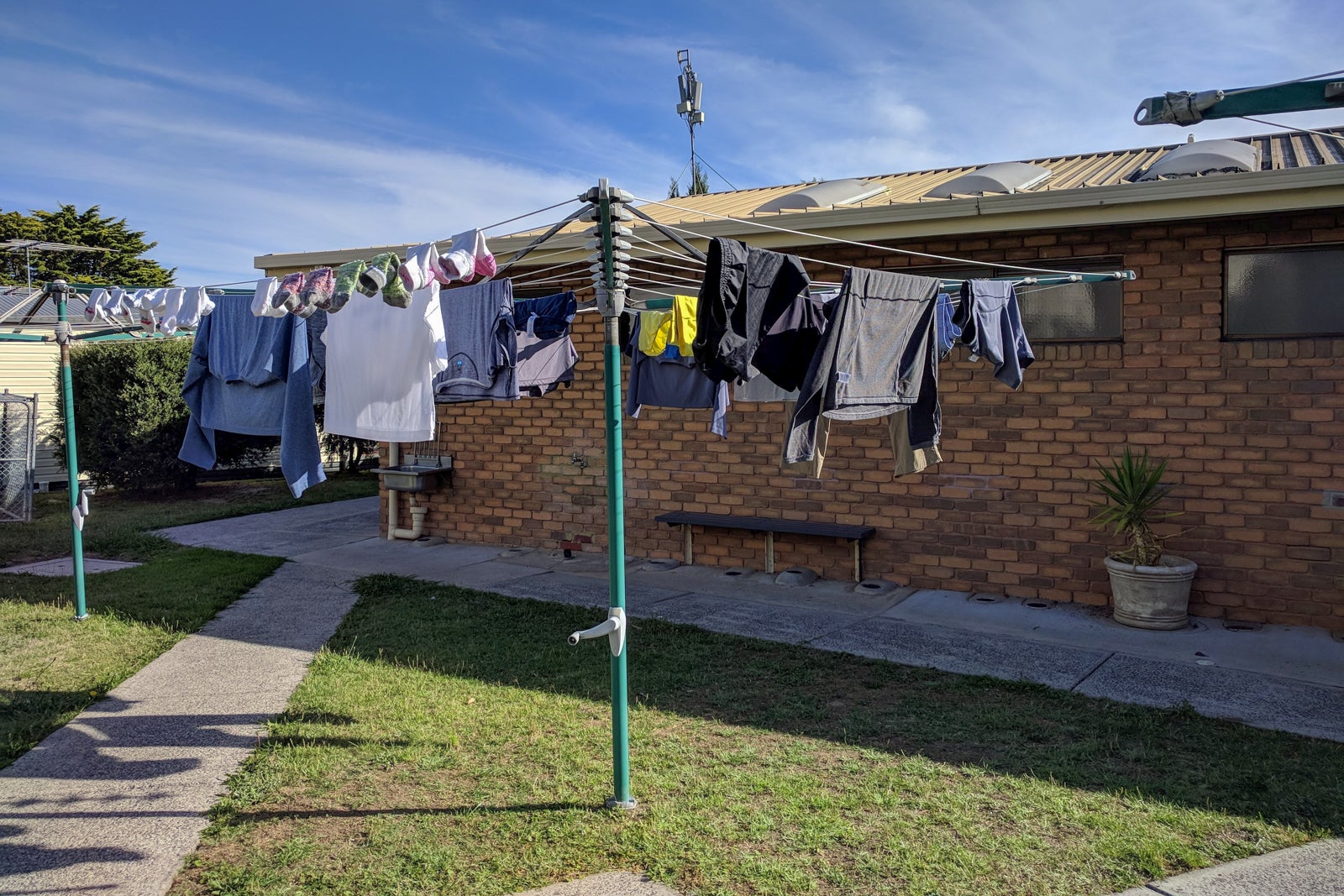 So fresh and so clean: 8 tips for doing laundry during extended trips ...