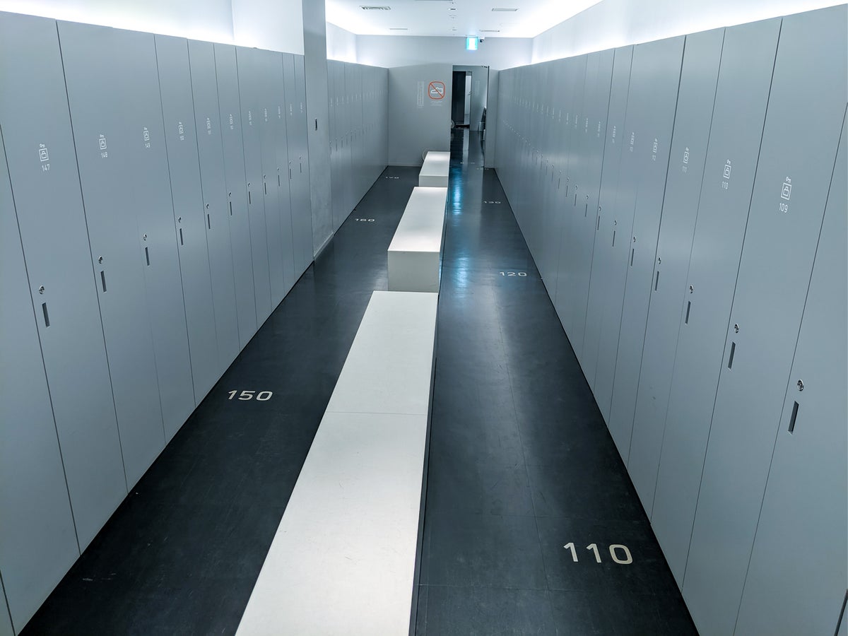 Review: 'Nine Hours' Tokyo airport capsule hotel - The Points Guy