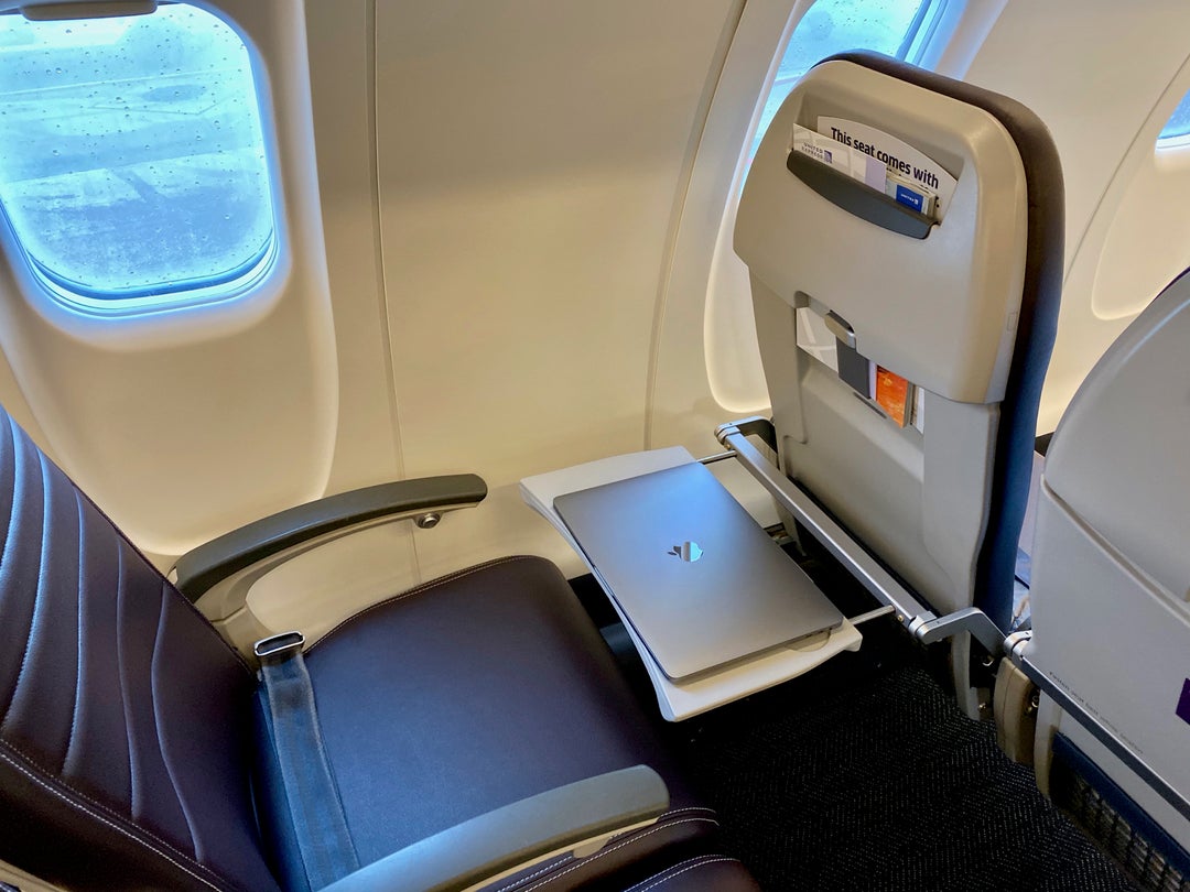 First impressions of United's brand-new CRJ550 regional jet - The ...