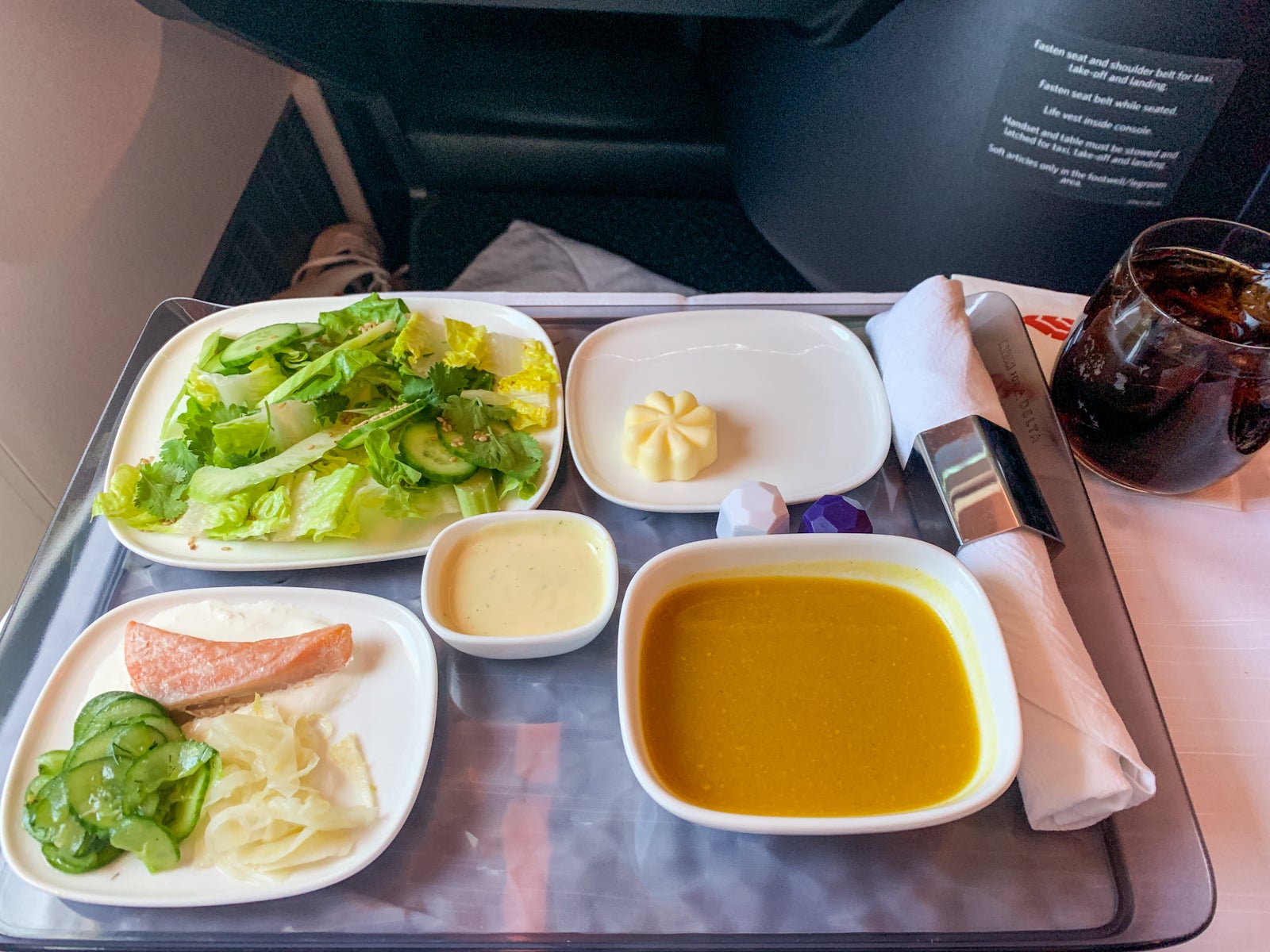 Delta restarts onboard alcohol service with beer and wine - The Points Guy