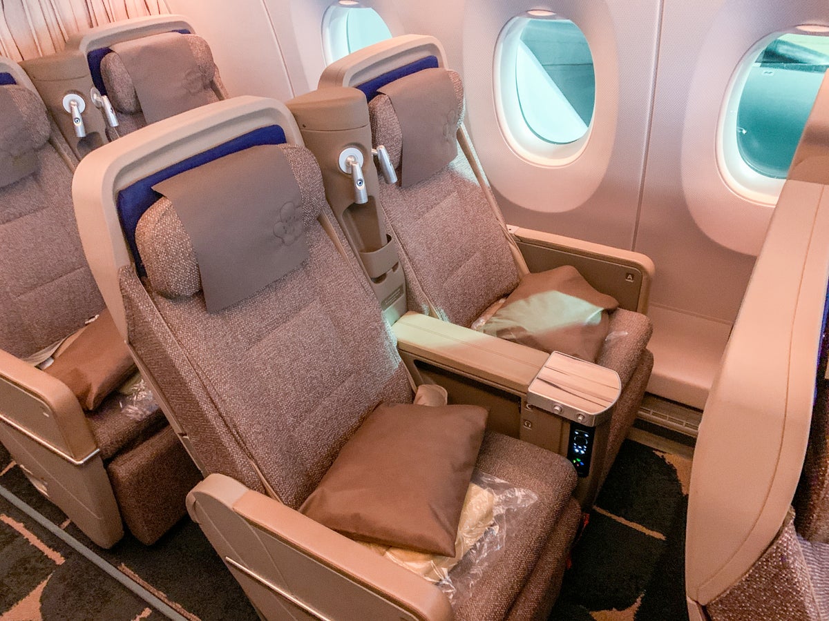 Review: China Airlines premium economy on the Airbus A350 - The Points Guy