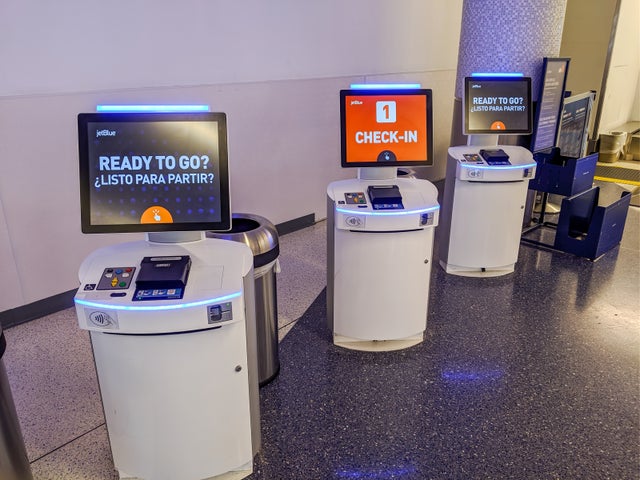 A solid experience with a few flaws: A review of JetBlue's A321 in ...