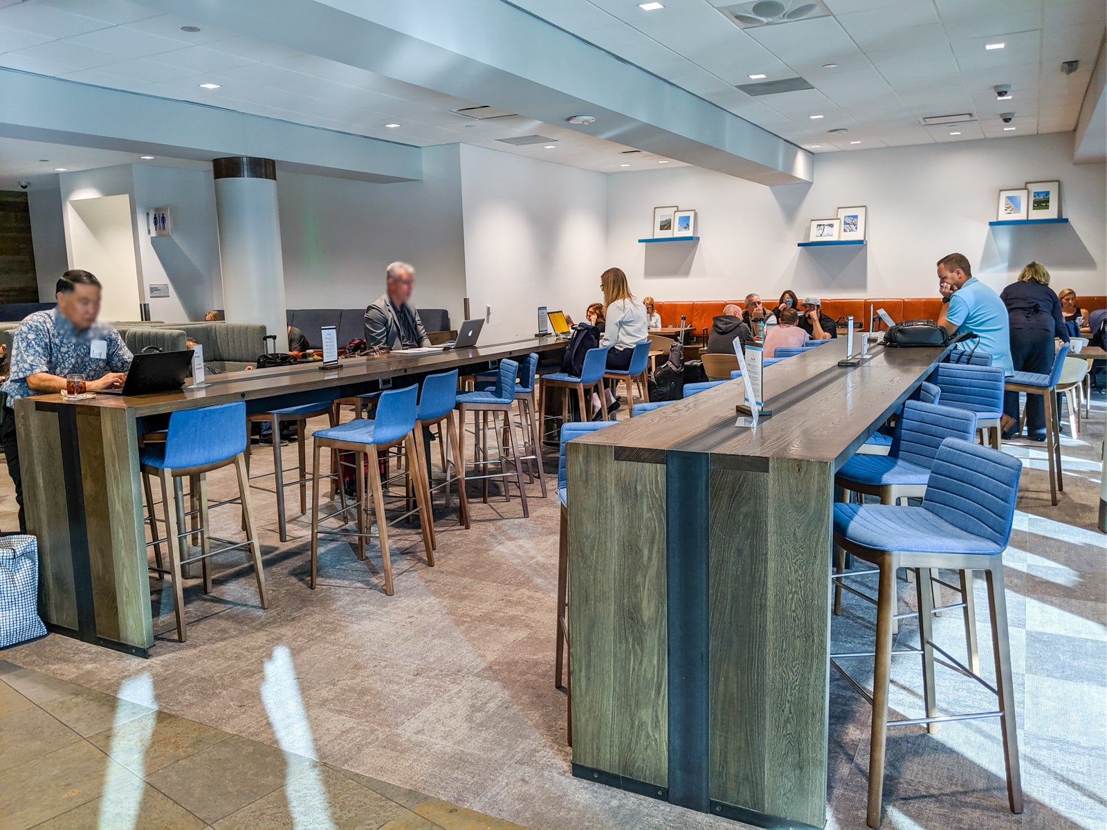 A solid experience with a few flaws: A review of JetBlue's A321 in ...