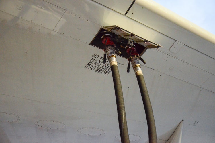 How aircraft get refueled: A look behind the scenes - The Points Guy