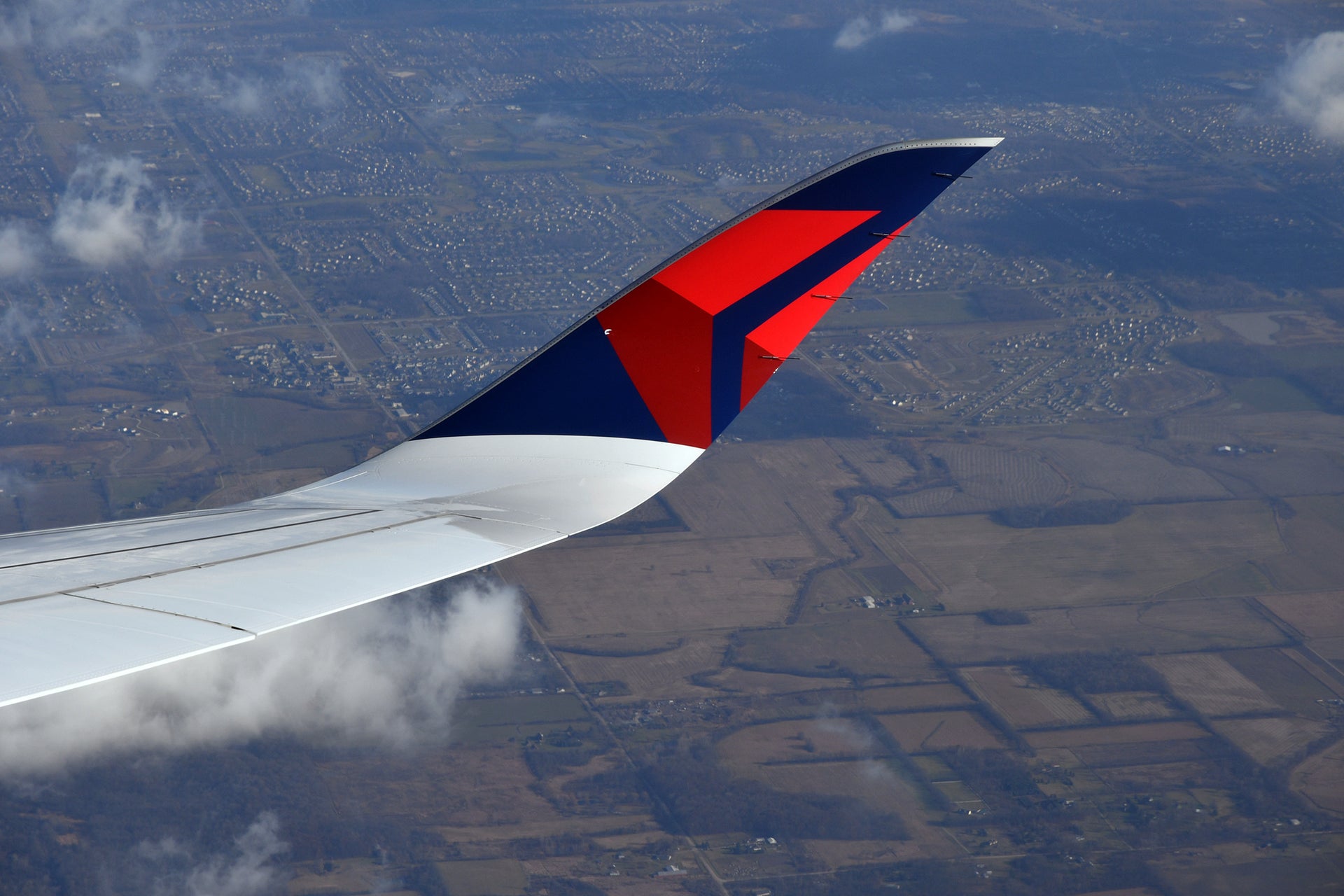 All about airplane winglets, and how to tell them apart - The Points Guy