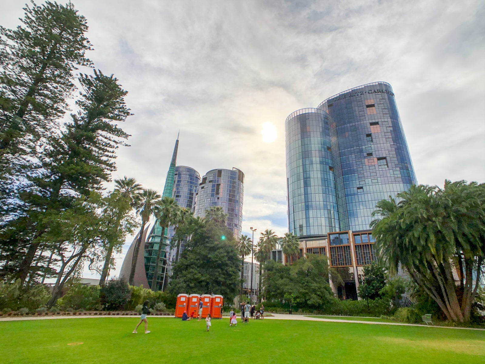 Pretty in Perth: A Review of the Ritz-Carlton Perth - The Points Guy