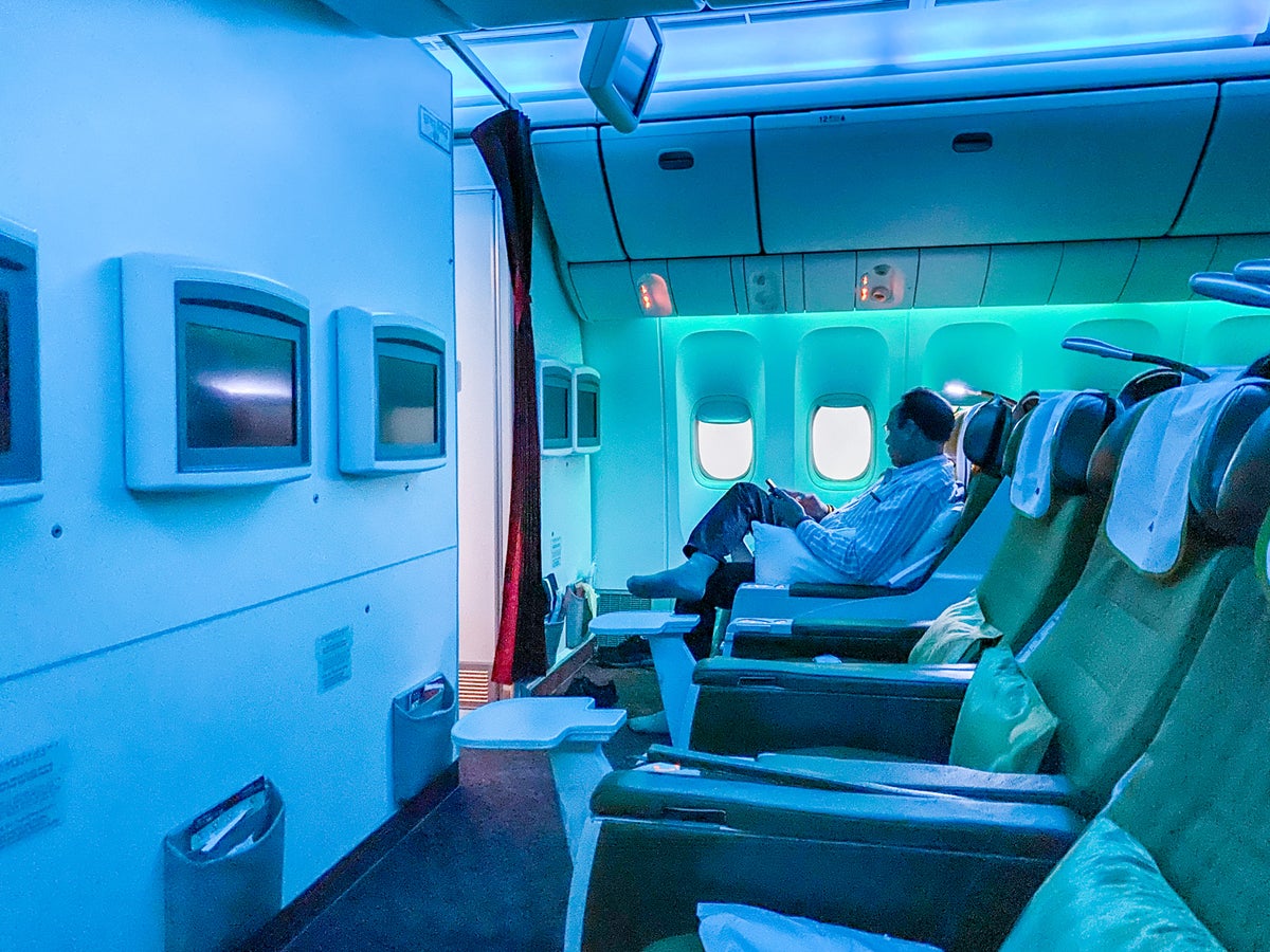 The worst business class I ever flew: A review of Air India - The ...