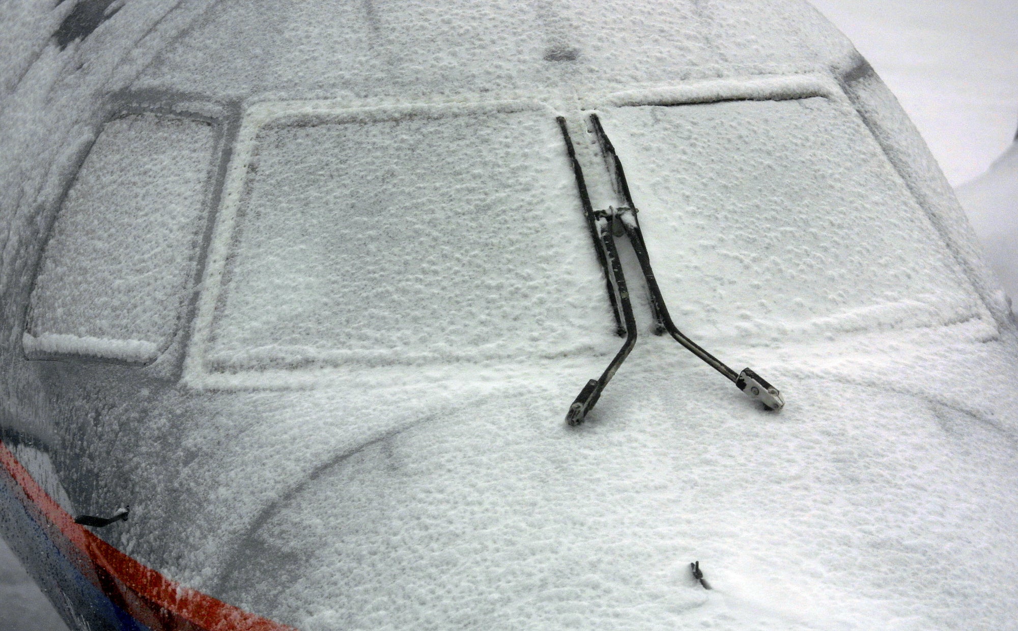 How aircraft deal with the dangers of snow and ice - The Points Guy