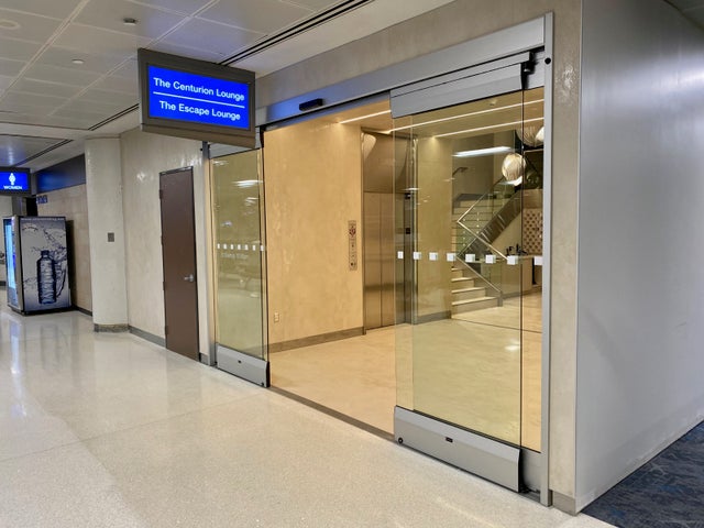 Review: Amex Centurion Lounge in Phoenix - The Points Guy