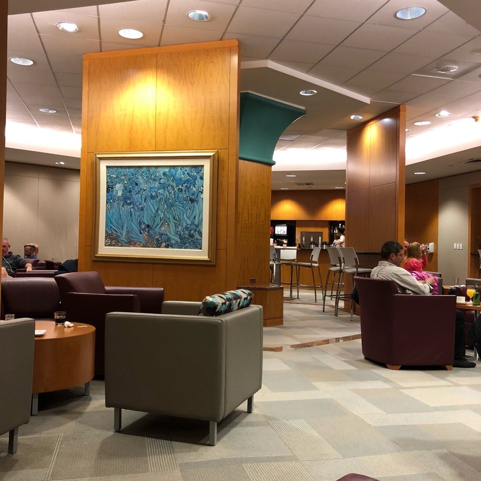 Miami Airport 101: A guide to the lounges at MIA - The Points Guy