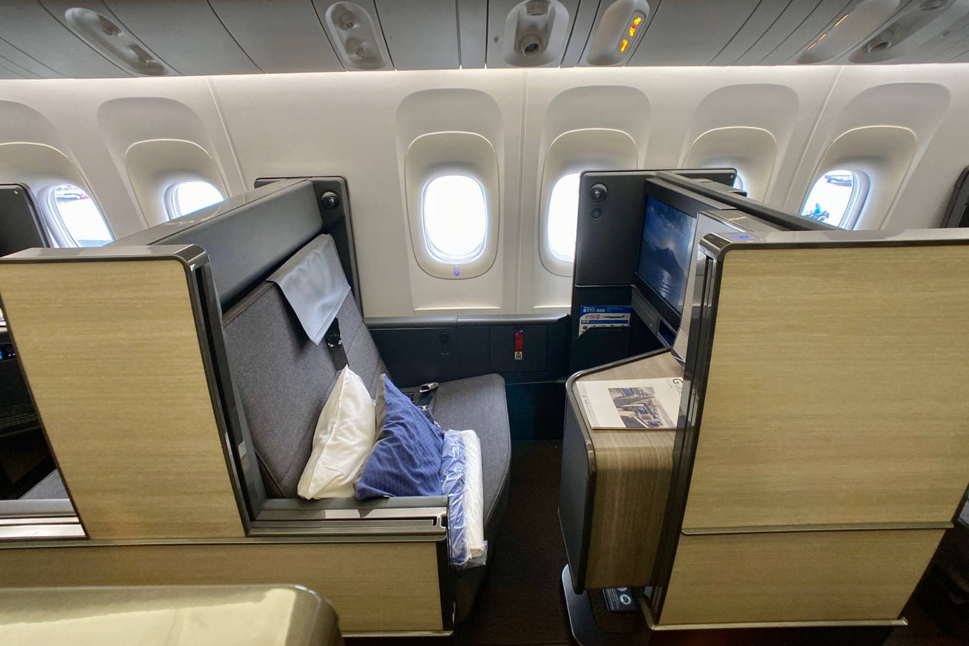 Upgrading ANA flights to Japan is now easier with United miles or ...