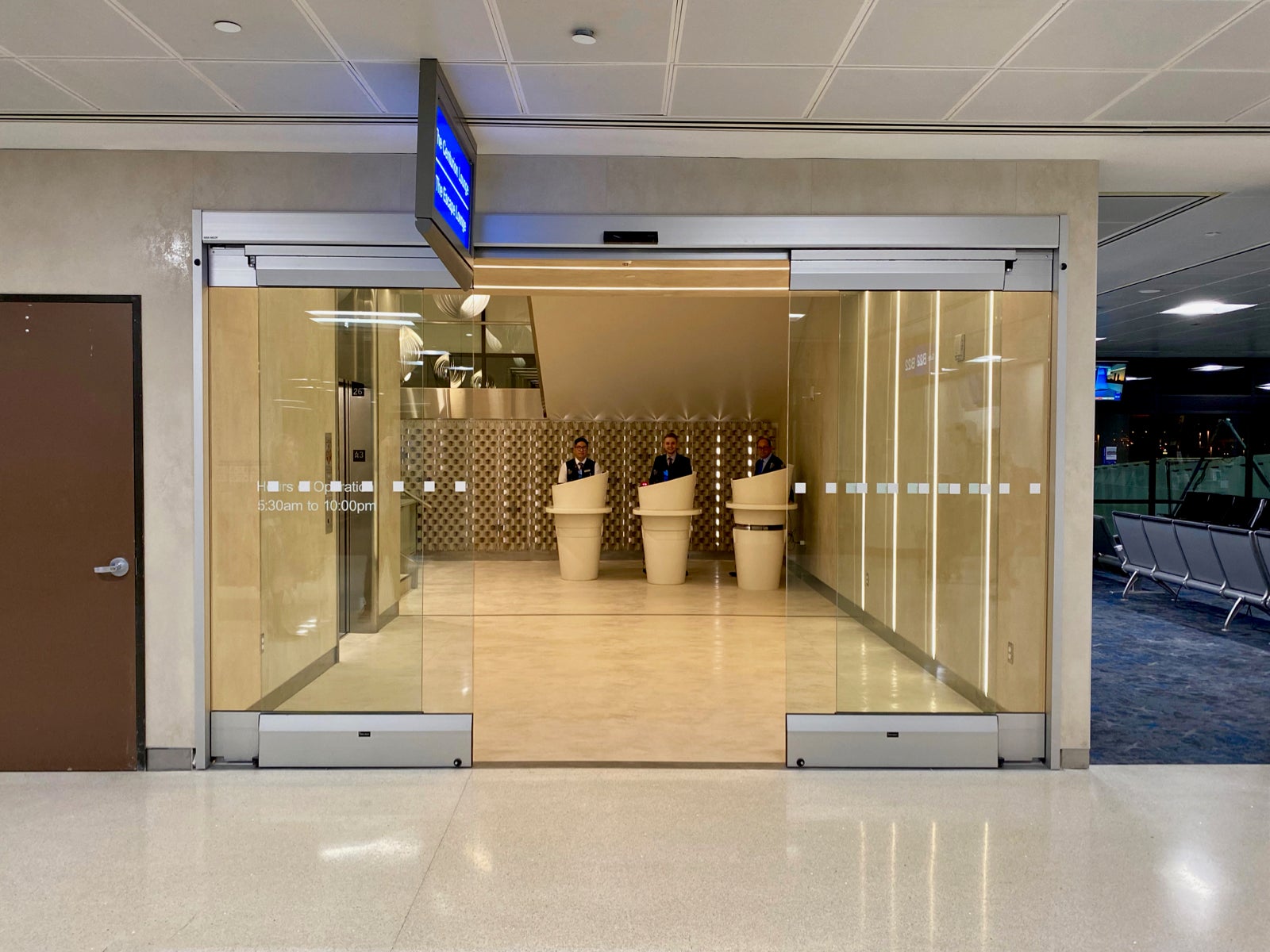 Amex’s Phoenix Centurion Lounge is now open - The Points Guy