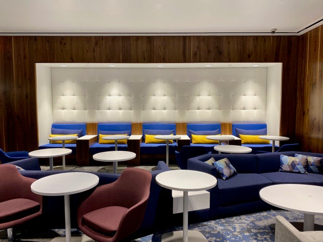 Amex’s Phoenix Centurion Lounge is now open - The Points Guy