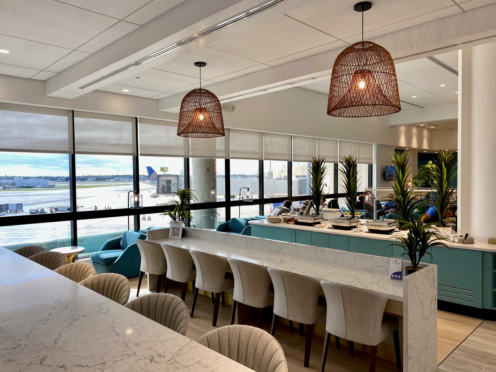 Review: Primeclass Lounge at Palm Beach Airport - The Points Guy