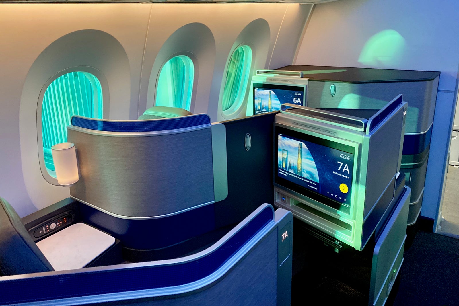 United schedules first-ever Boeing 787-10 Dreamliner flights to Hawaii ...